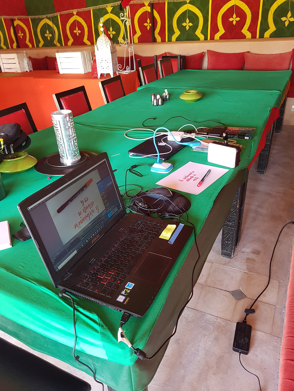 ~ Apprendre le lettering en ligne, c'est possible avec le Club ...